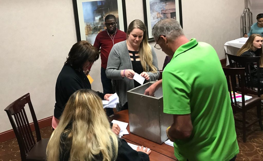 Local 222 MercyOne Siouxland Nurses Stand Together for a Better ...